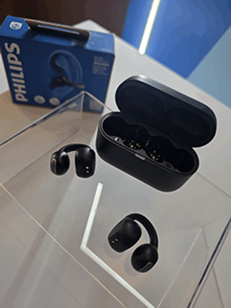 Fone Philips Ear Clip tem ajuste seguro para treinos e segurança na rua ...